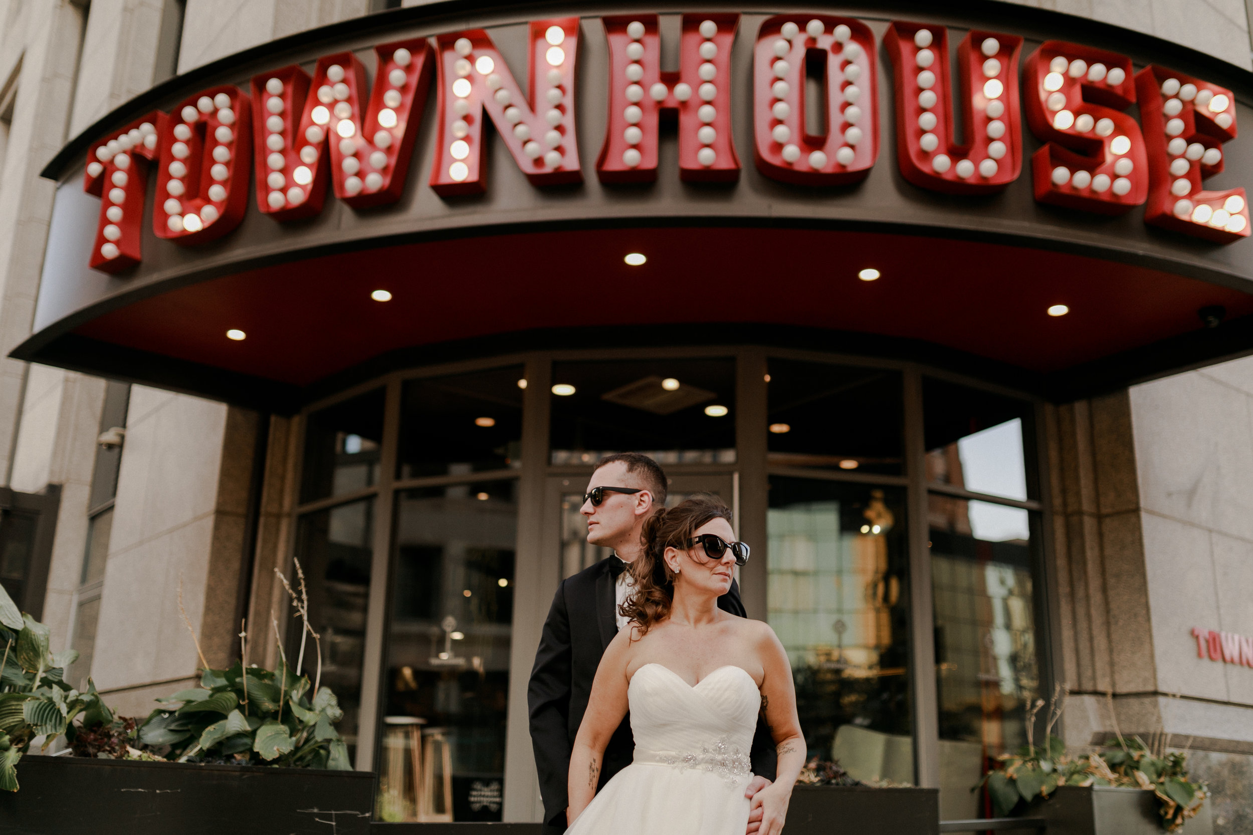 LINDSEY + MATTHEW, jam handy detroit wedding - amber-marie-photography.com