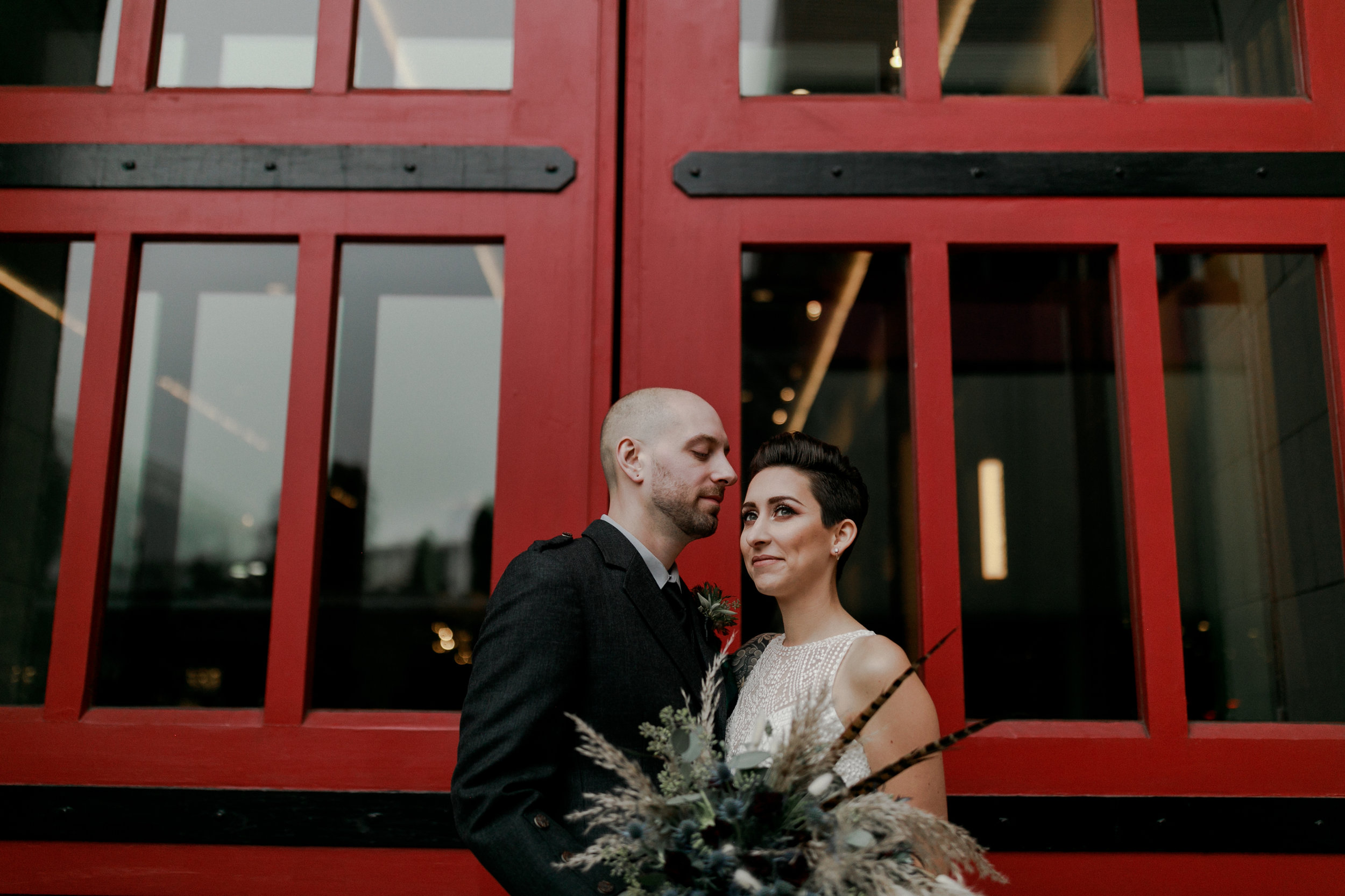 MARIA + NEIL, backyard grosse pointe wedding - amber-marie-photography.com